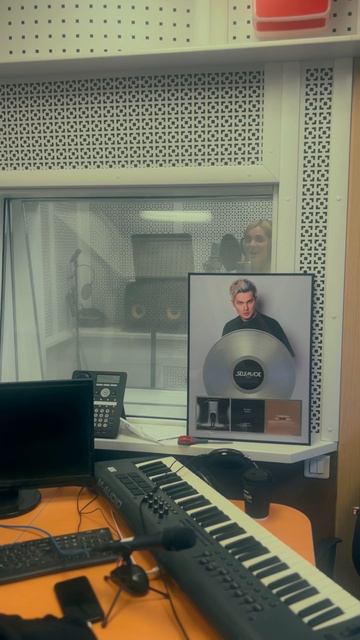 В песне всё ему скажу(с) #Скоро #Песнядевицы!
Сама девица из #НагадалЫ всё нам расскажет) #backstage