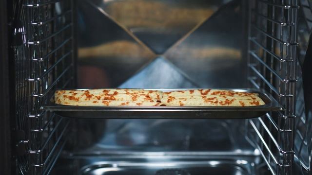 Омлет-рулет с курицей и сыром — 3 способа идеального разогрева! 🍗🧀