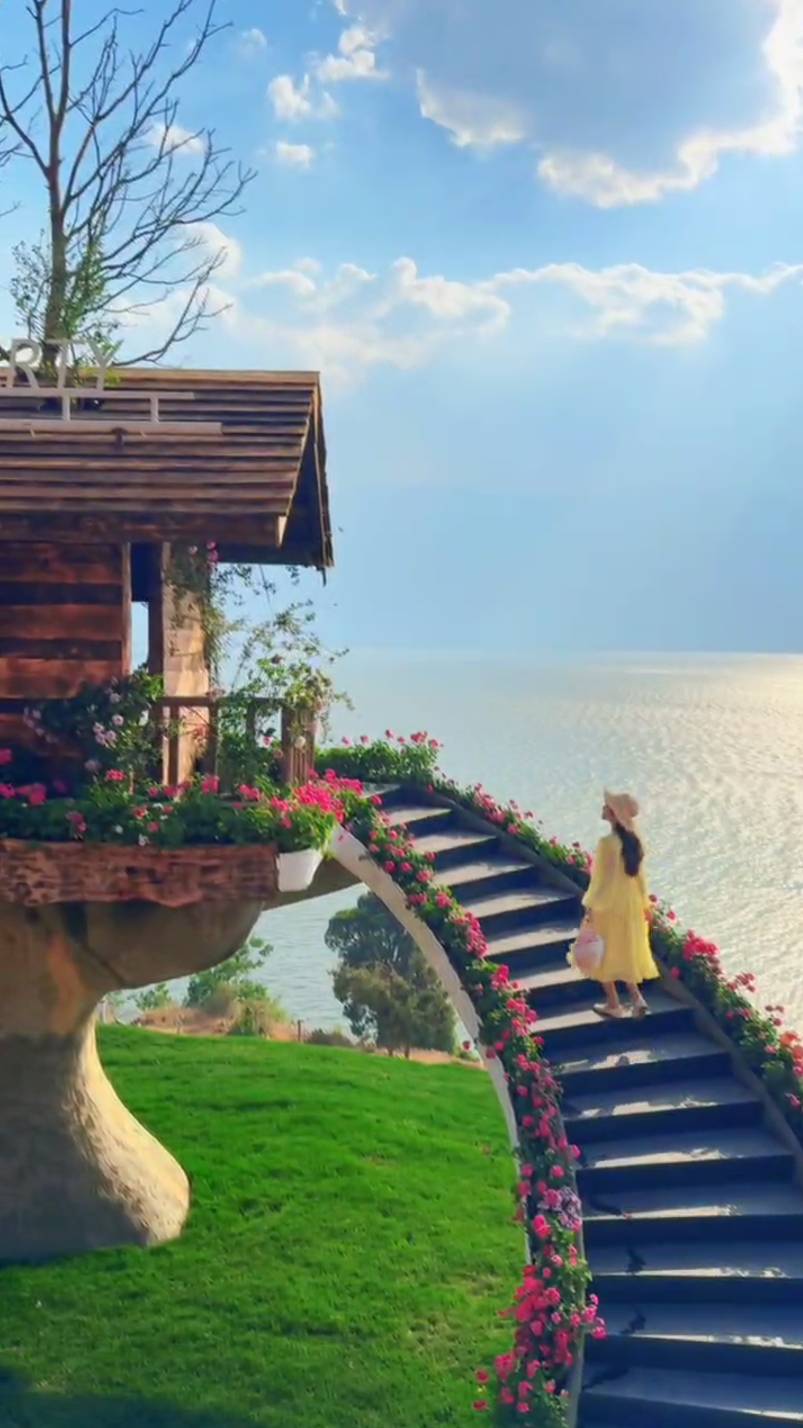 Вэньби — очаровательная жемчужина у озера Эрхай в Дали.