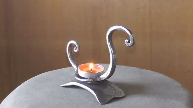 Кованый подсвечник
