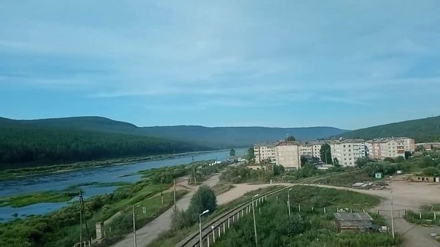 Река Лена и красивые дикие виды/Из окна поезда/БАМ/Усть-Кут/Стук колес