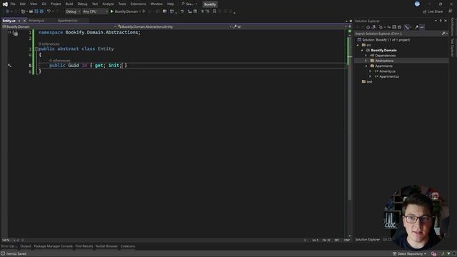 12.What is an Entity in Domain-Driven Design
