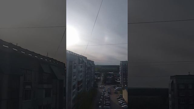 Пришла домой с прогулки! Хорошо быть сестрам с Господом вместе! И вот кольцо из радуги.