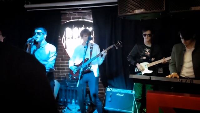 The Silver Nuggets - Earth Angel (The Penguins cover)