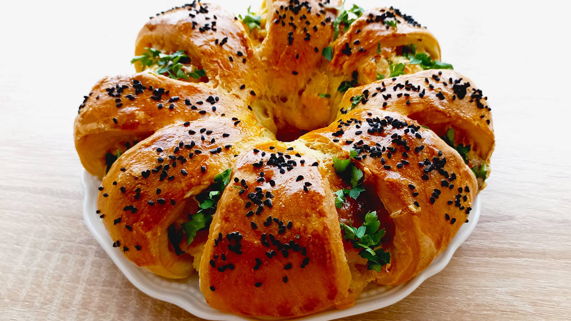 Наивкуснейший пирог с курицей в духовке! Идеальный рецепт выпечки для всей семьи 🔥 Просто и вкусно