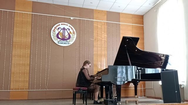 Фарнюк Диана, Фенина Юлия, Бабич Вероника
Класс преподавателя В.В. Колядиной