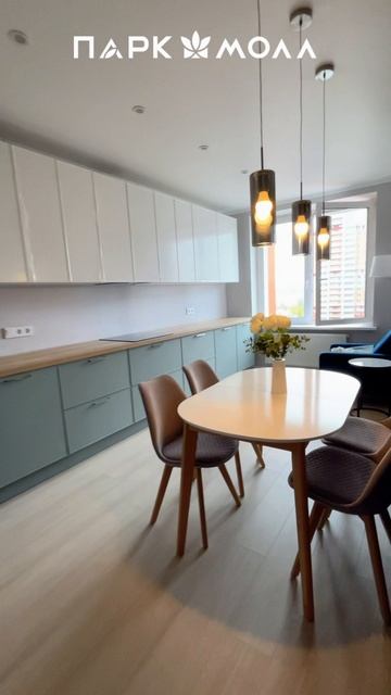 Почему диван в центре комнаты создаёт больше пространства?