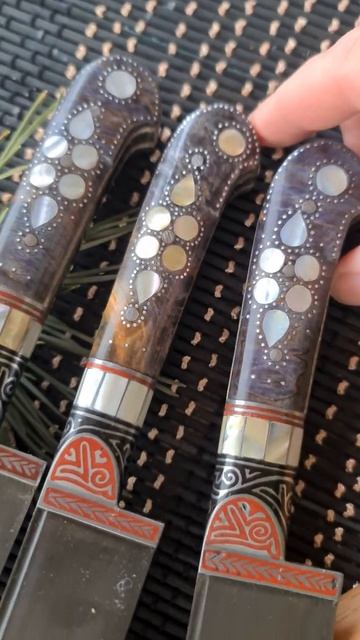 Пчак_от_усто_Хайрулло_с_рукоятью_из_капа_клена