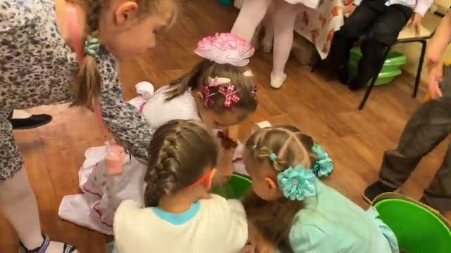 Рождественский утренник в группе "Вишенки"