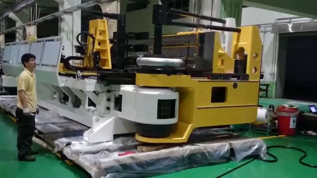 Автоматический трубогиб SOCO SB 168X6B для гибки труб до 168мм