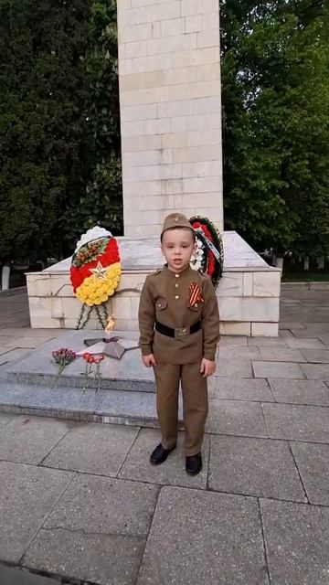 Воспитанник старшей группы Б  Еремин Максим