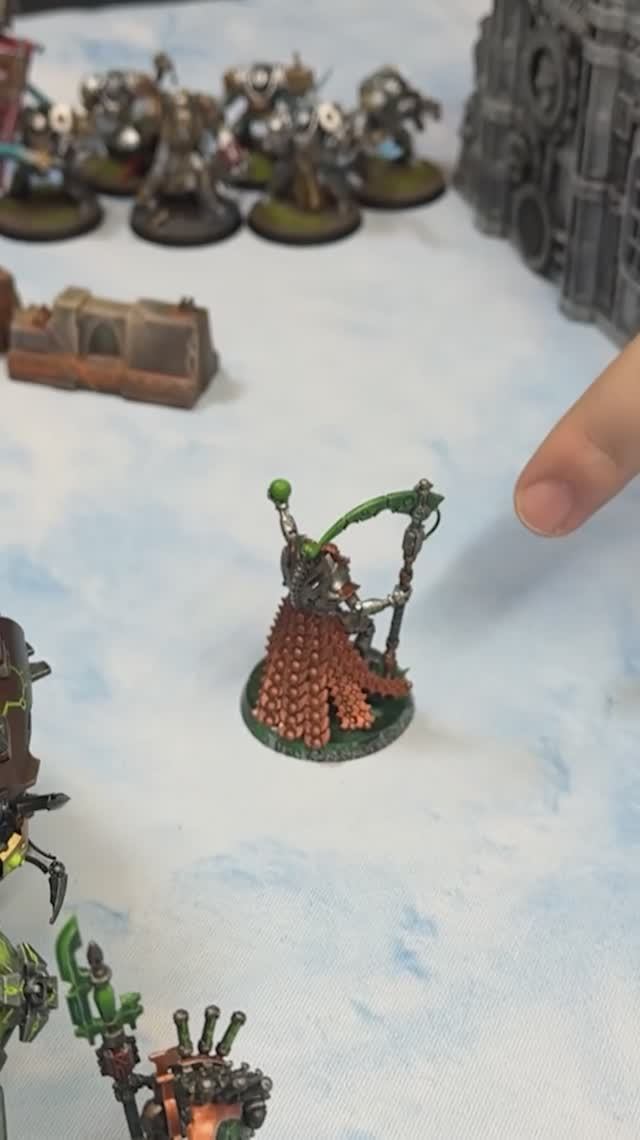 Некроны готовятся дать бой Серым Рыцарям