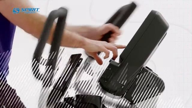 Spirit CE900 Cross Trainer