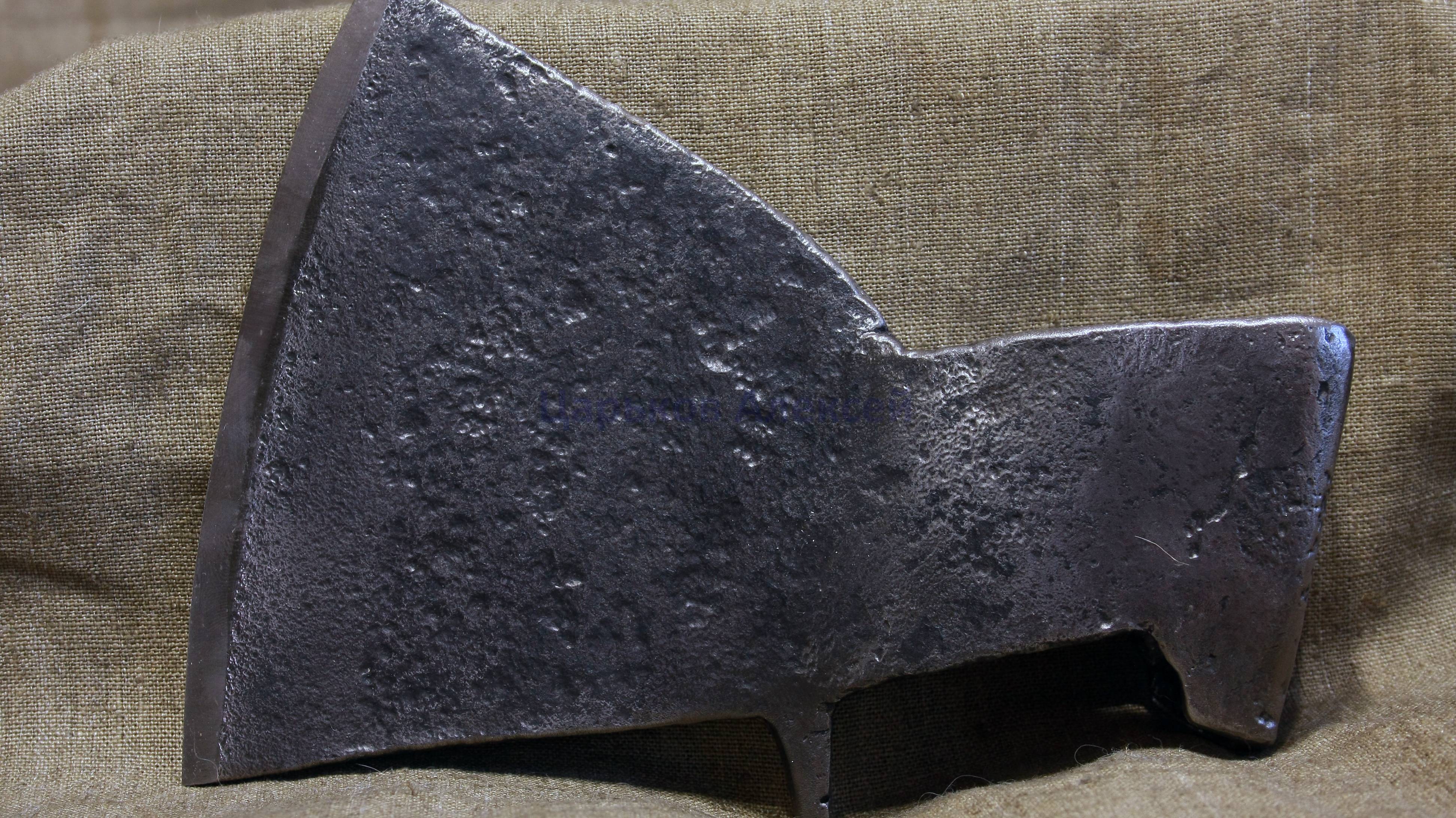 Кованый русский топор сызранский фасон дореволюционный