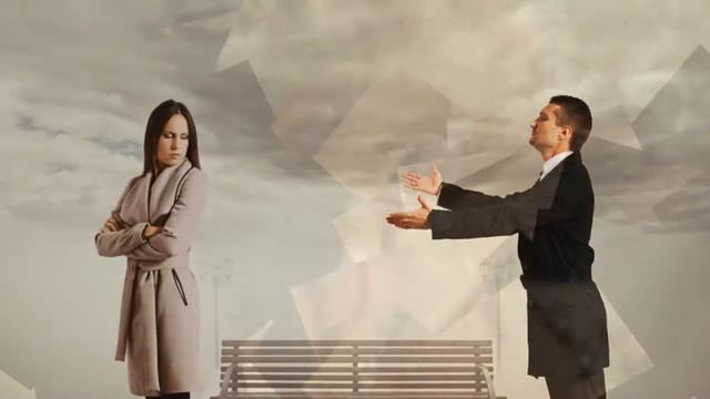 "КОРОЛЕВА" поет Сергей Сечко. Медведь представляет