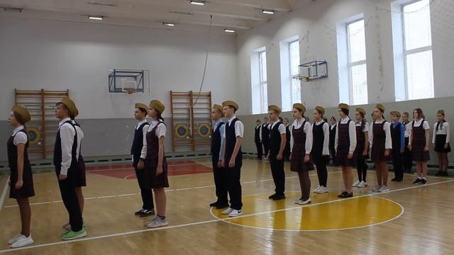 7 класс  "Смотр строя и песни"  2022г.  ЧОУ СОШ КРИСТАЛЛ г. Сызрань