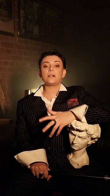 Емма M/Премьера ! ЭММА ВАЛЕРЬЕВНА- вазочка