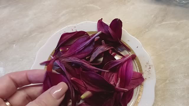 Ферментация в домашних условиях. Очень просто из лепестков лилий сделать вкусный чай.