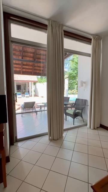 Oasis Villa 4 Кения