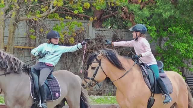 Весна в Поливаново, Верховая езда - тренировка