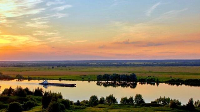 "Не бродить, не мять в кустах багряных..."