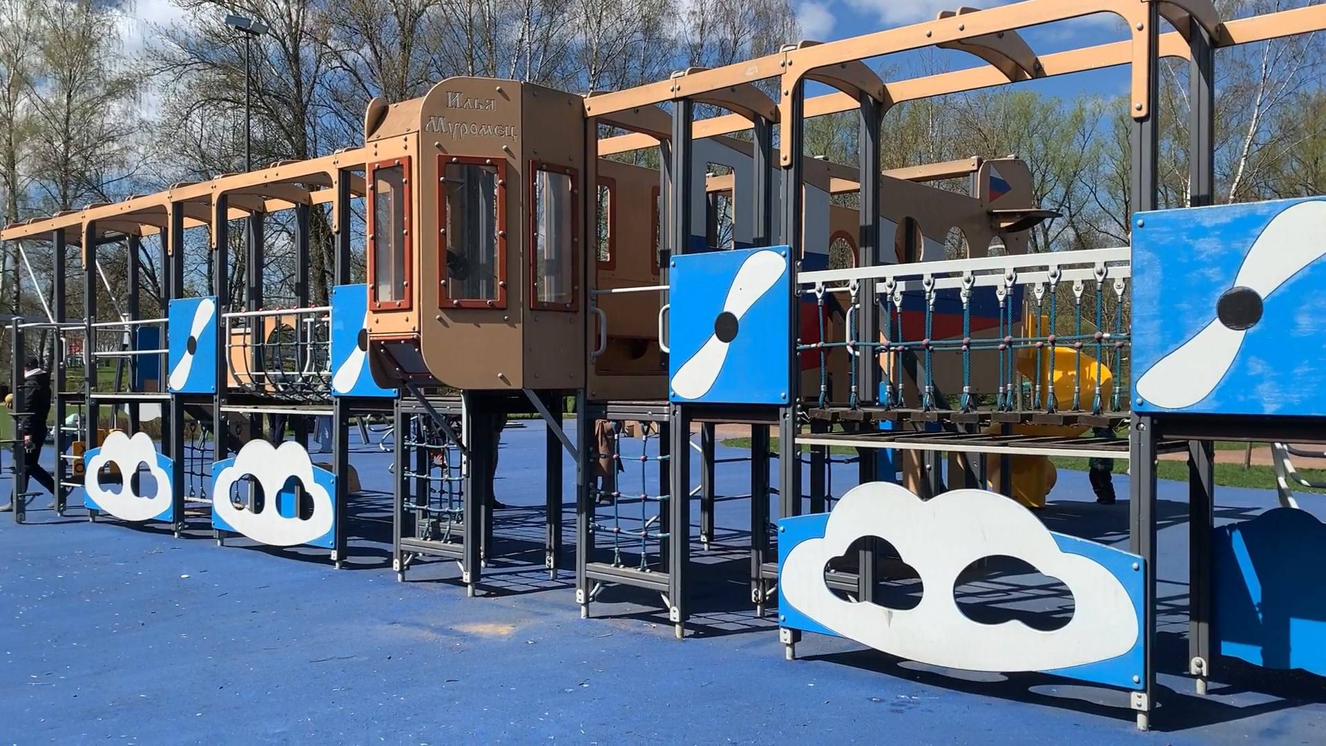 Ильинский парк с площадками и зонами отдыха Санкт-Петербург обзор, где интересно погулять с детьми