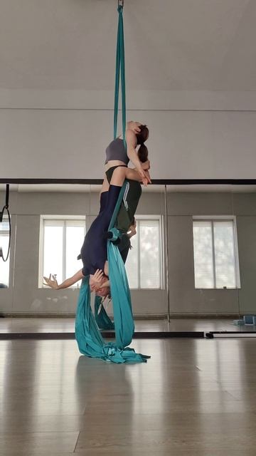 Воздушные полотна дуэт