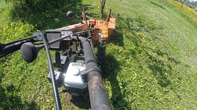 Goldoni Jolly Junior 4х4 с роторной косилкой Goldoni