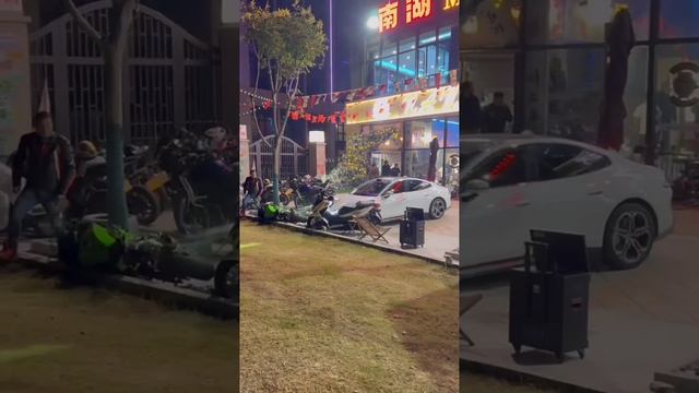 南通SU7小米汽车车主持刀伤人致死Xiaomi