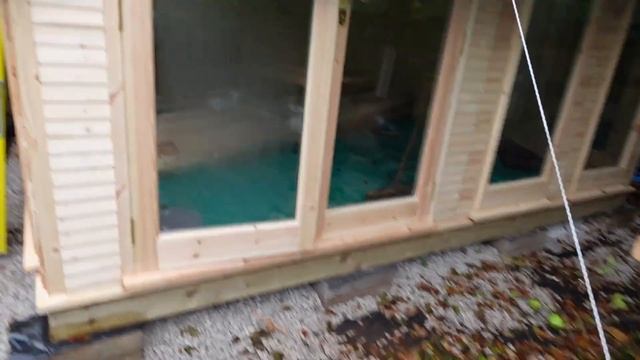 Утеплённая садовая комната мечты: как мы строили её под дождём, брезентом и древесиной