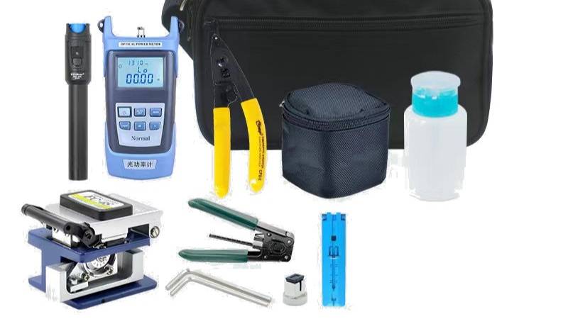 Как соединить оптический дроп кабеля и установить коннекторы.