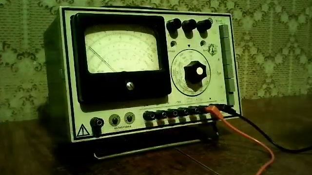 Обзор, ремонт и калибровка Советского универсального вольтметра В7-13.