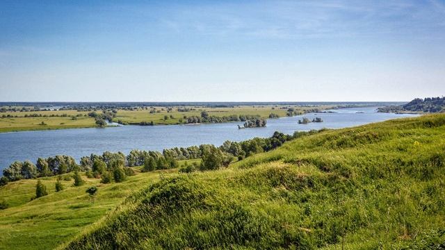 "За горами, за желтыми долами..."