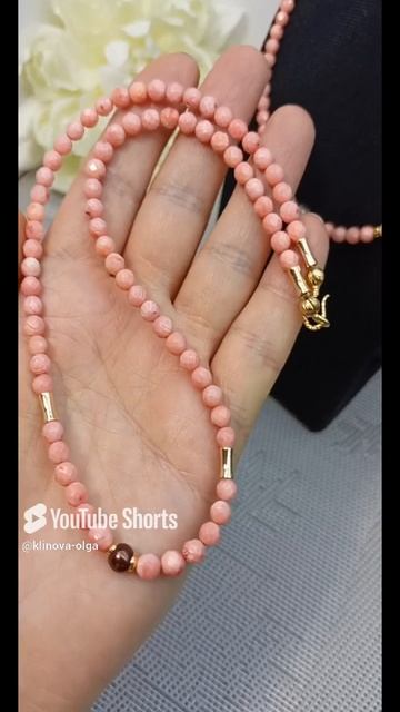 Миниатюрные украшения!  Коралл в чокере!  @klinova-olga #бижутерия #ольгаклиноваожерельеисторий #diy