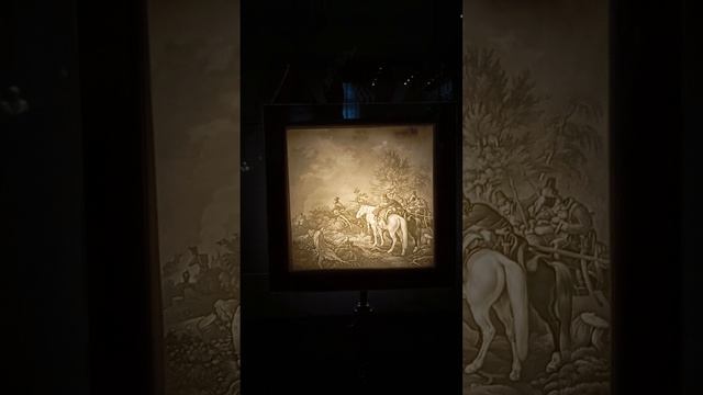 Наслаждение фарфором. Две литофании и очень интересные статуэтки.