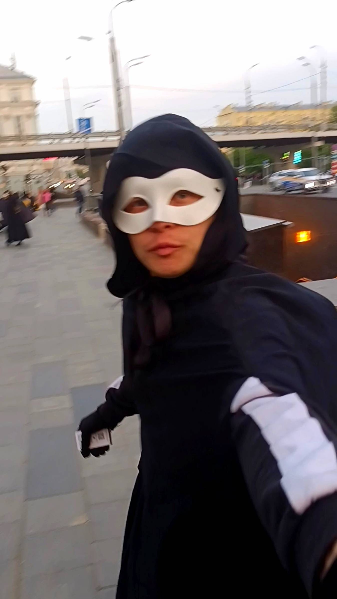 Необычная экскурсия по Москве)...