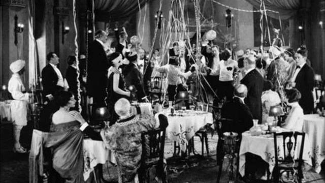 "Снова пьют здесь, дерутся и плачут..."