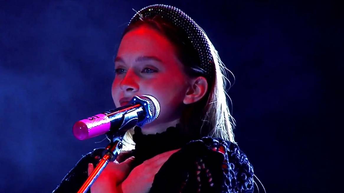 ВСЕМИ ЛЮБИМЫЙ СВЕТЛЫЙ АНГЕЛ