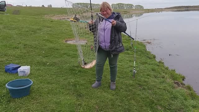 поездка на озеро весной в первоманск