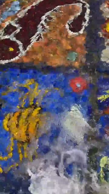 Мозаика в бассейне у Ленинского мемориала разрушается.