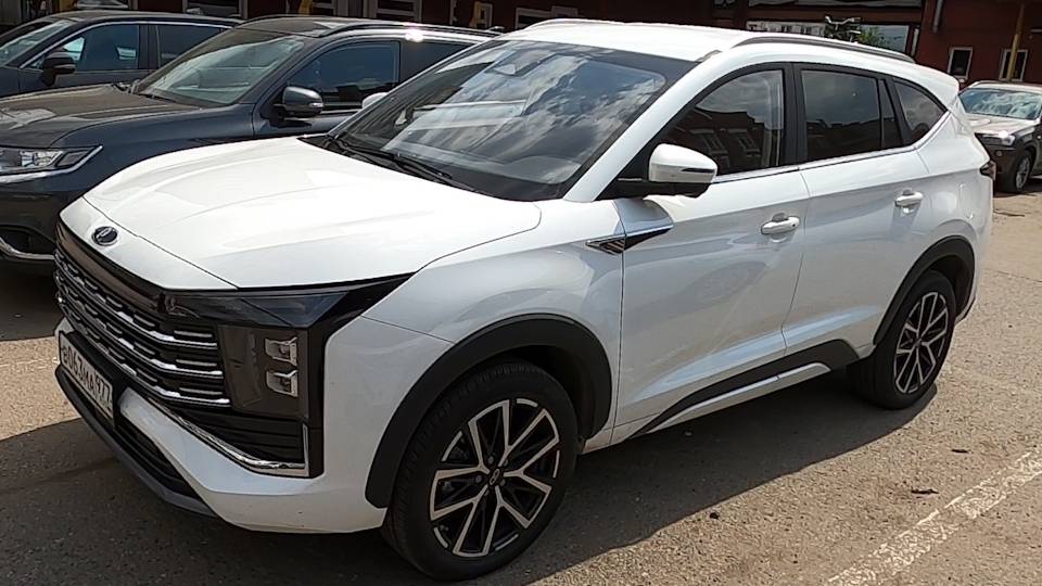 Дождались! Кроссовер Москвич 8 уже на дорогах. Новый 7-местный кроссовер проходит дорожные тесты