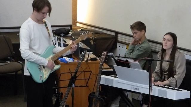 Над городом полночная тьма,  хор 18.05.2025