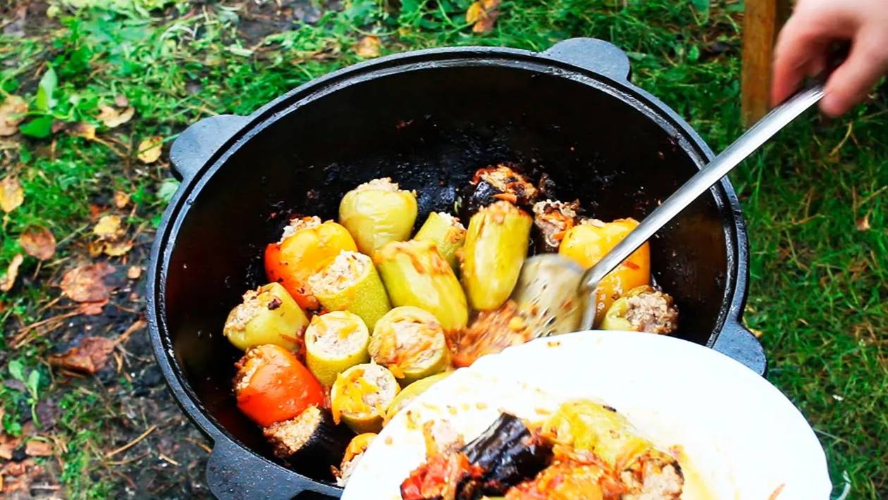 Узбекская овощная Долма в Казане, Фаршированные овощи в казане.