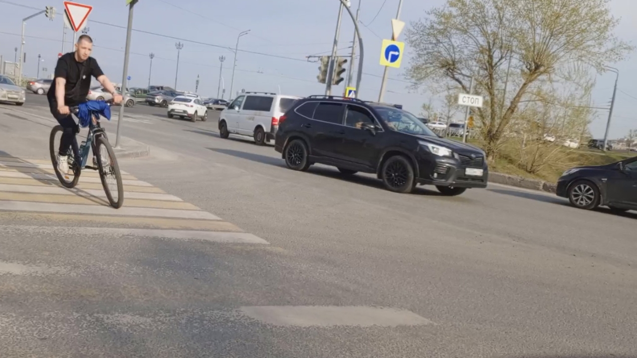 Прогулка по городу Казань - Катаюсь по городу - район Ягодная слобода