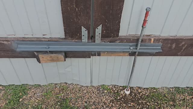 #Ворота на даче. #Крепление ворот. #Фиксация от #ветра. #Дёшево #Надёжно