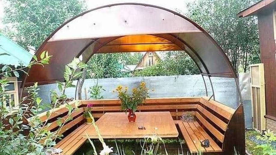 Красивые дачные беседки — 25 идей для вдохновения