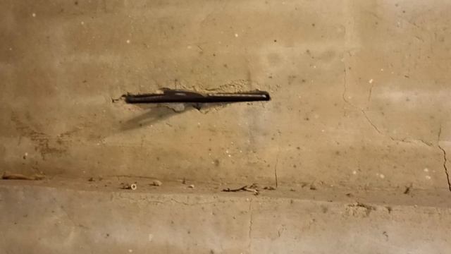 Установил самодельную дверцу на камин (ту, что варил зимой)