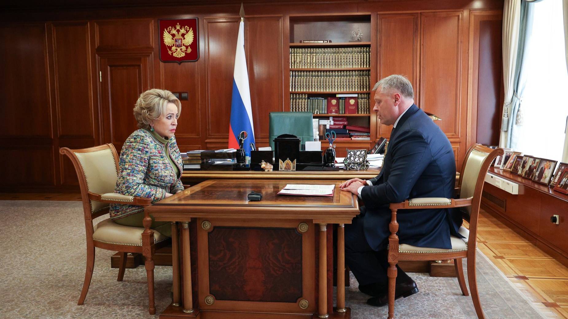 Валентина Матвиенко провела встречу с губернатором Астраханской области Игорем Бабушкиным