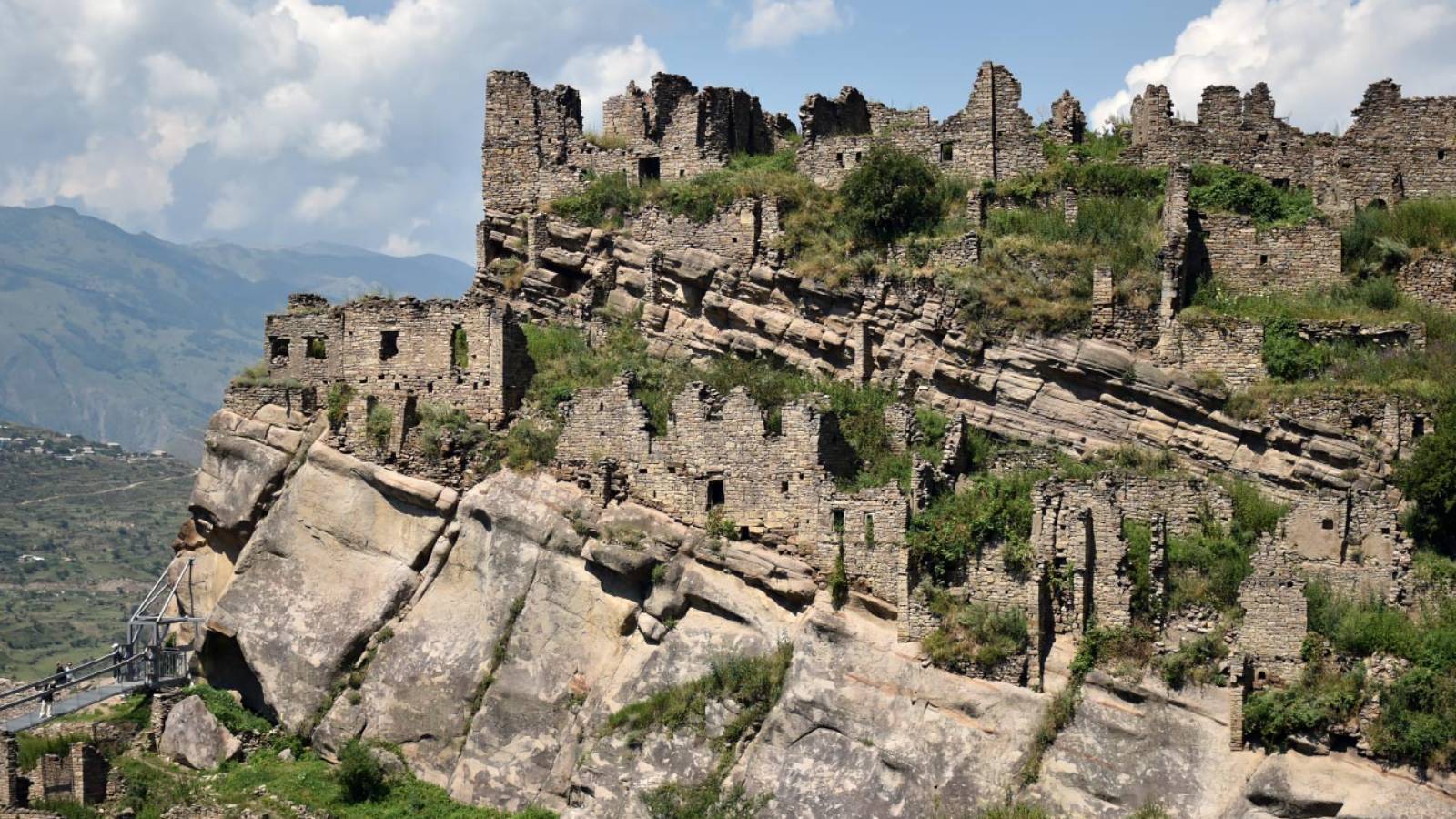 🏚️⛰️ Что посмотреть в Дагестане – аул-призрак Старый Кахиб