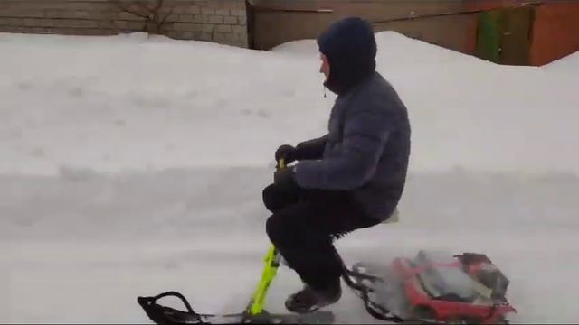 Электротрасформер с лыжей, для зимней рыбалки